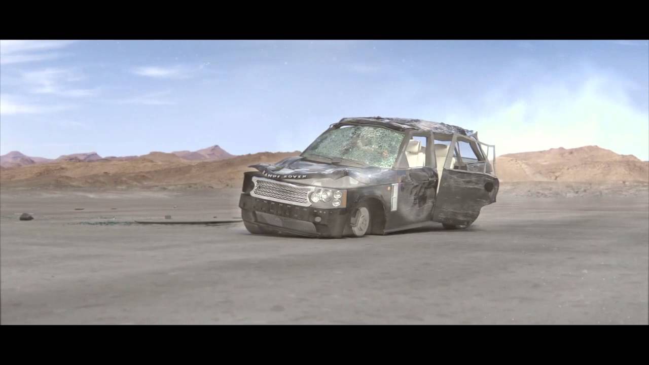 Range rover crash scene - YouTube