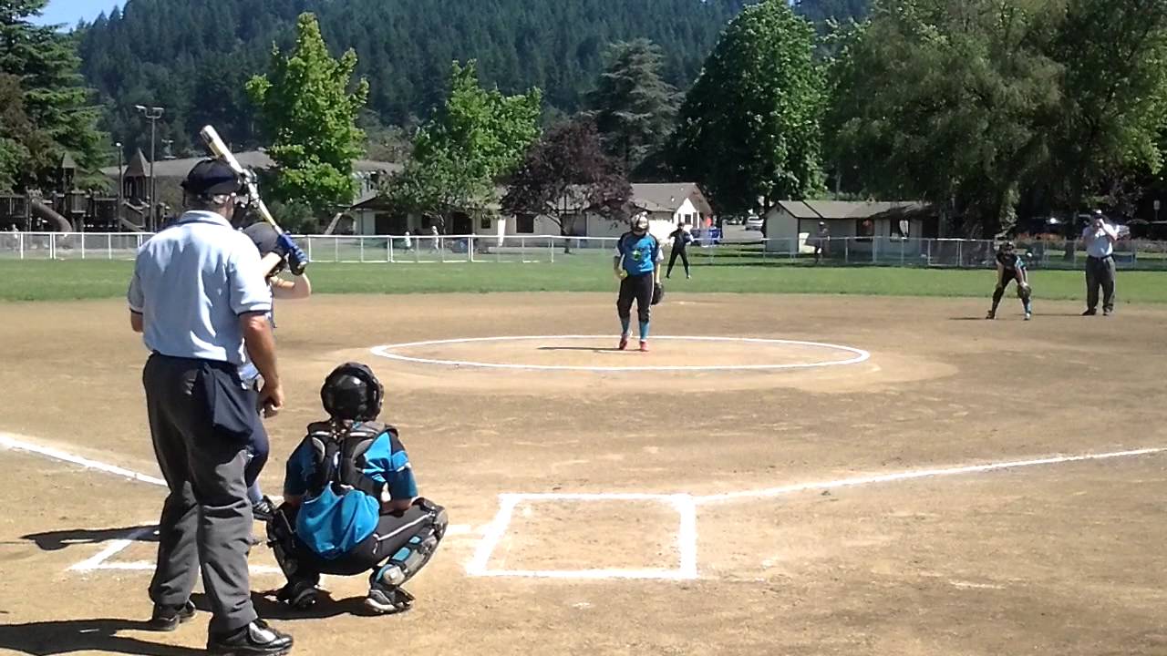 Amanda Mae Crossfire pitch 3 - YouTube