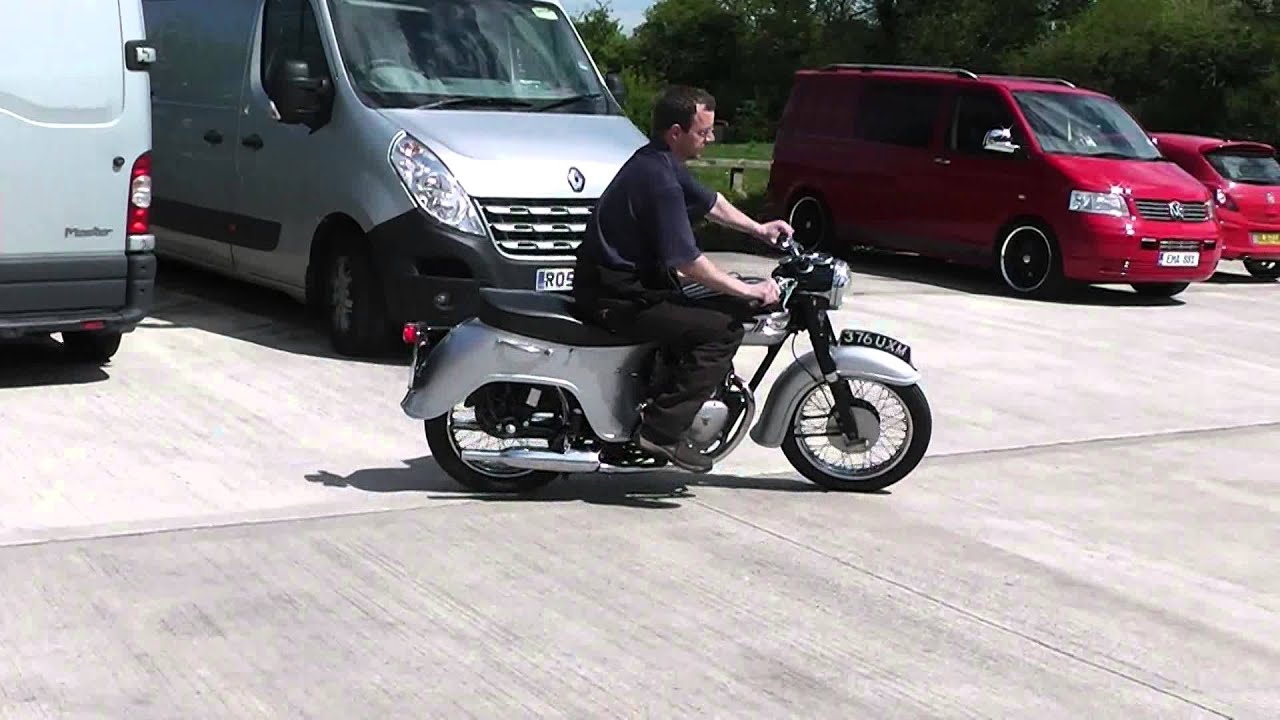 triumph t100a 002 - YouTube
