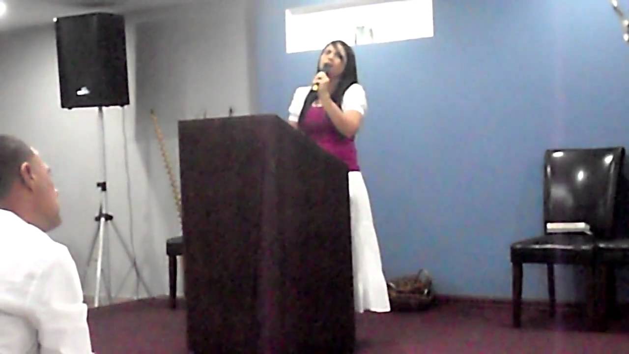 tu no estas solo pastora sheila delgado - YouTube