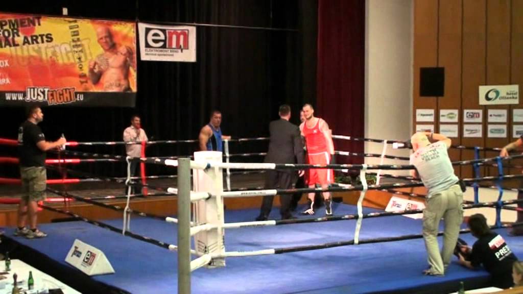 Dan Perner X Michal Rehacek Vitez na body predani poharu.mpg - YouTube