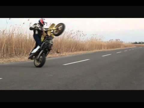 DRZ400SM STUNT - YouTube