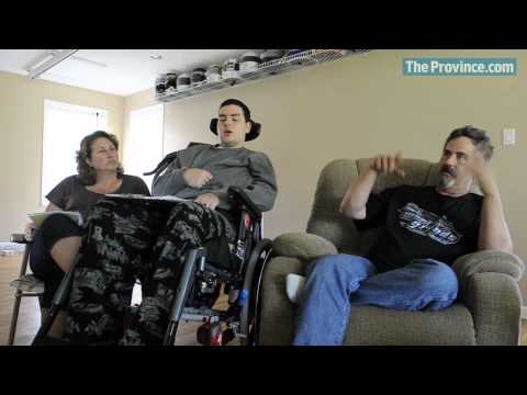 Sprintcar champ Travis Rutz recovering - YouTube