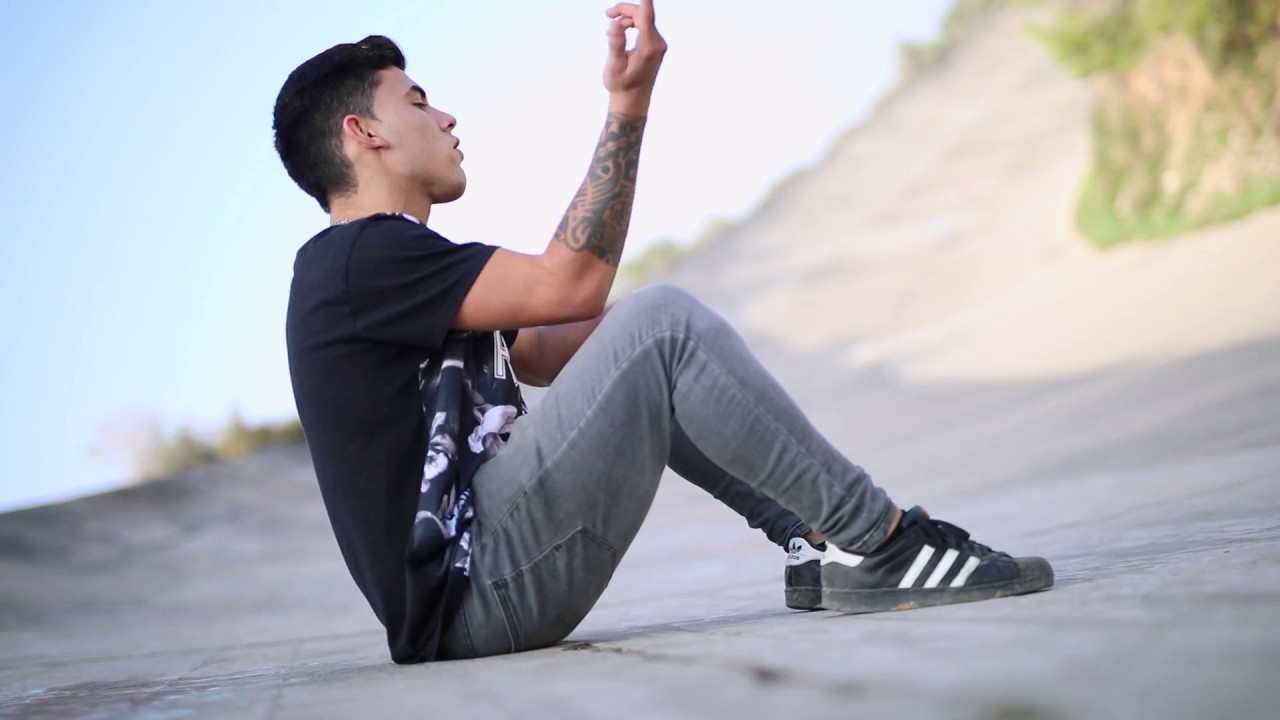 Rayk - ¿Dónde estás? (Videoclip) - YouTube