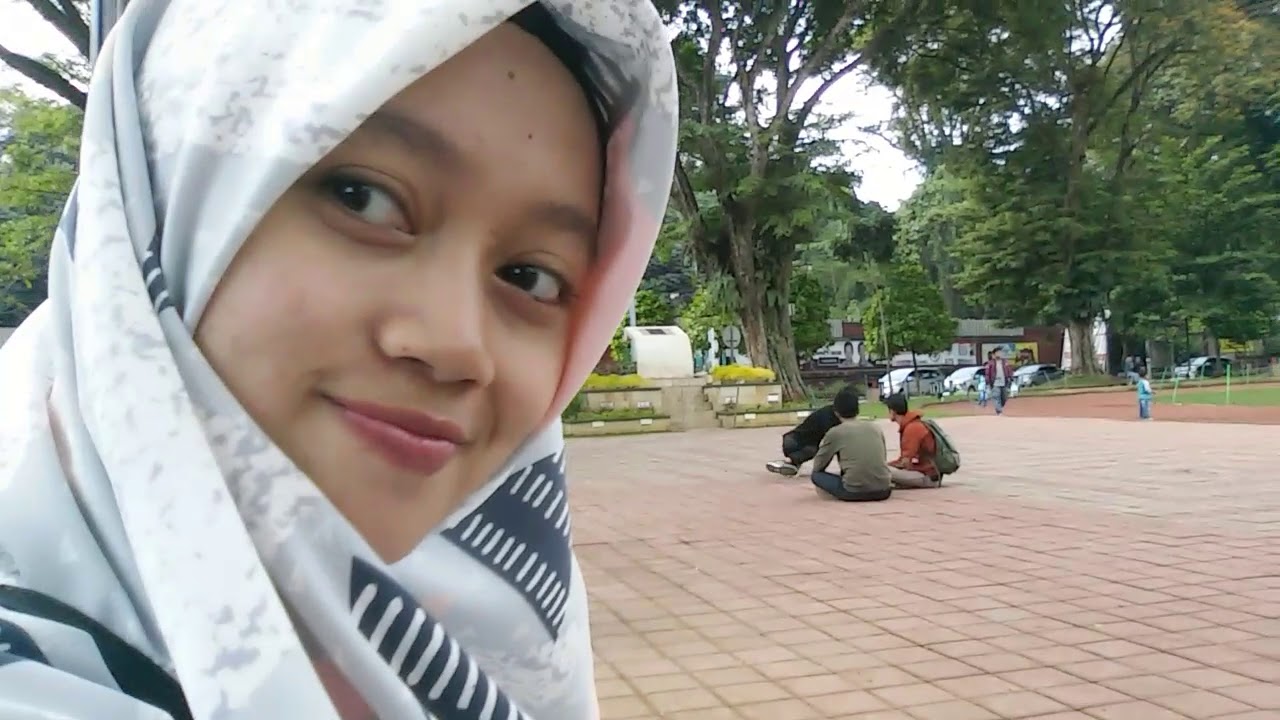 Explore SEMPUR PARK Bogor. #Listening task #UniversitasIbnKhaldun - YouTube