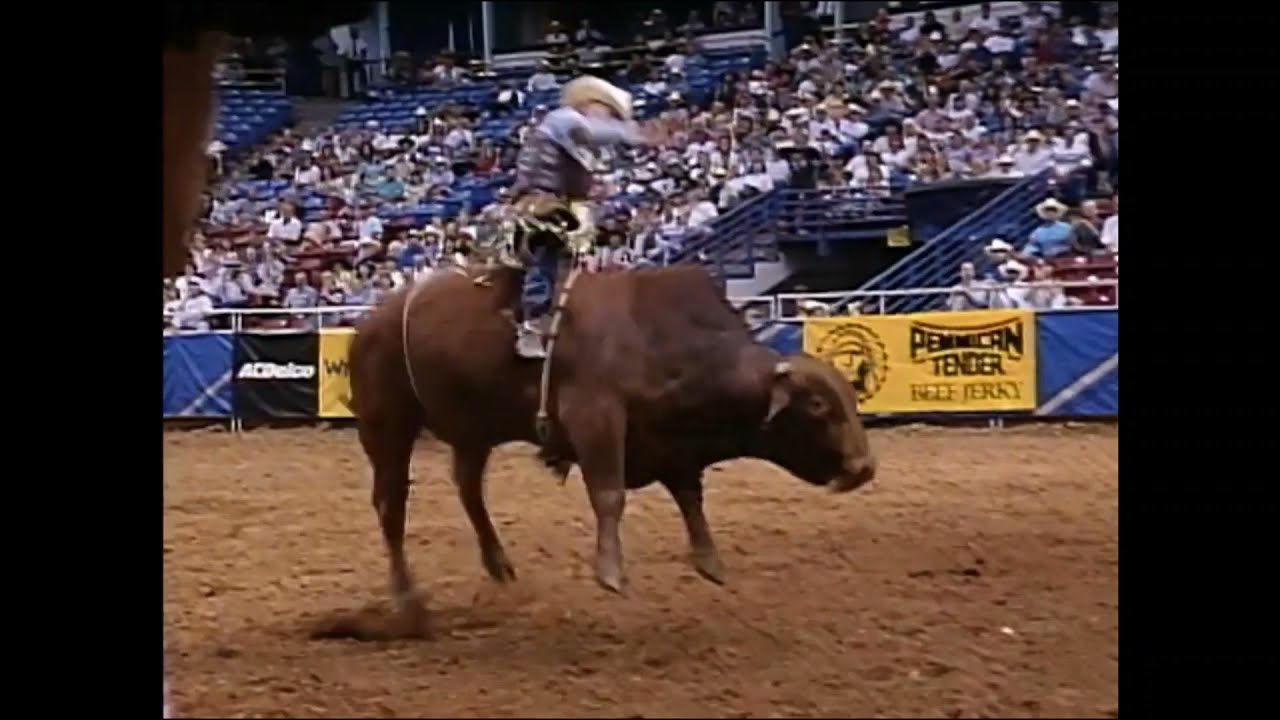 Aaron Semas vs Boot Scootin' Boogie - 96 PBR Sacramento (89 pts) - YouTube