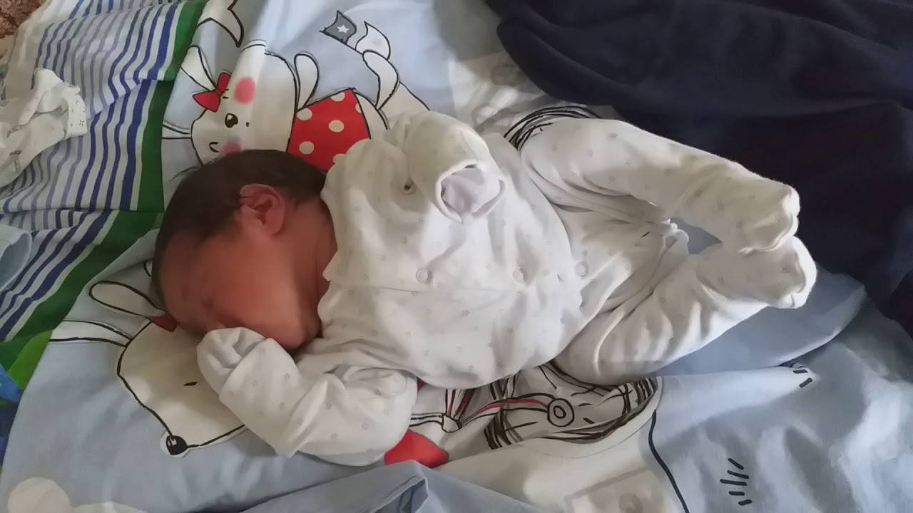 NEWBORN BABY WAKING UP VIDEO. CUTE - YouTube