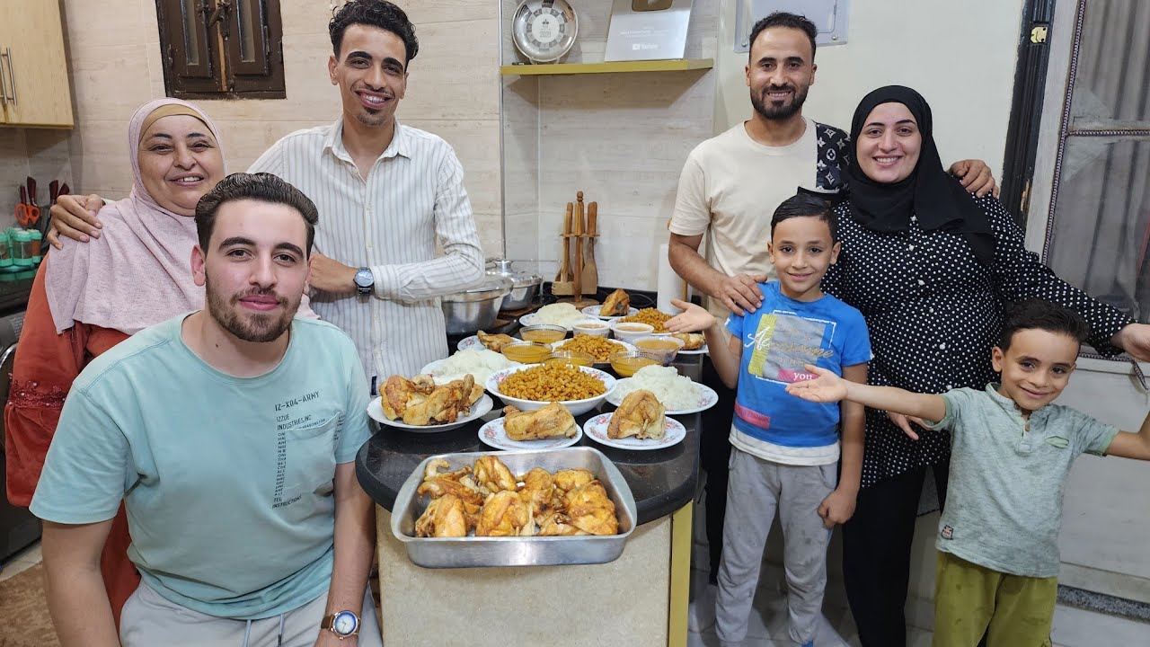 رجعوا من سافرهم على بيتي🤗مهما لفوا مسيرهم راجعين لحضني🫂البيت كان فاضي ...