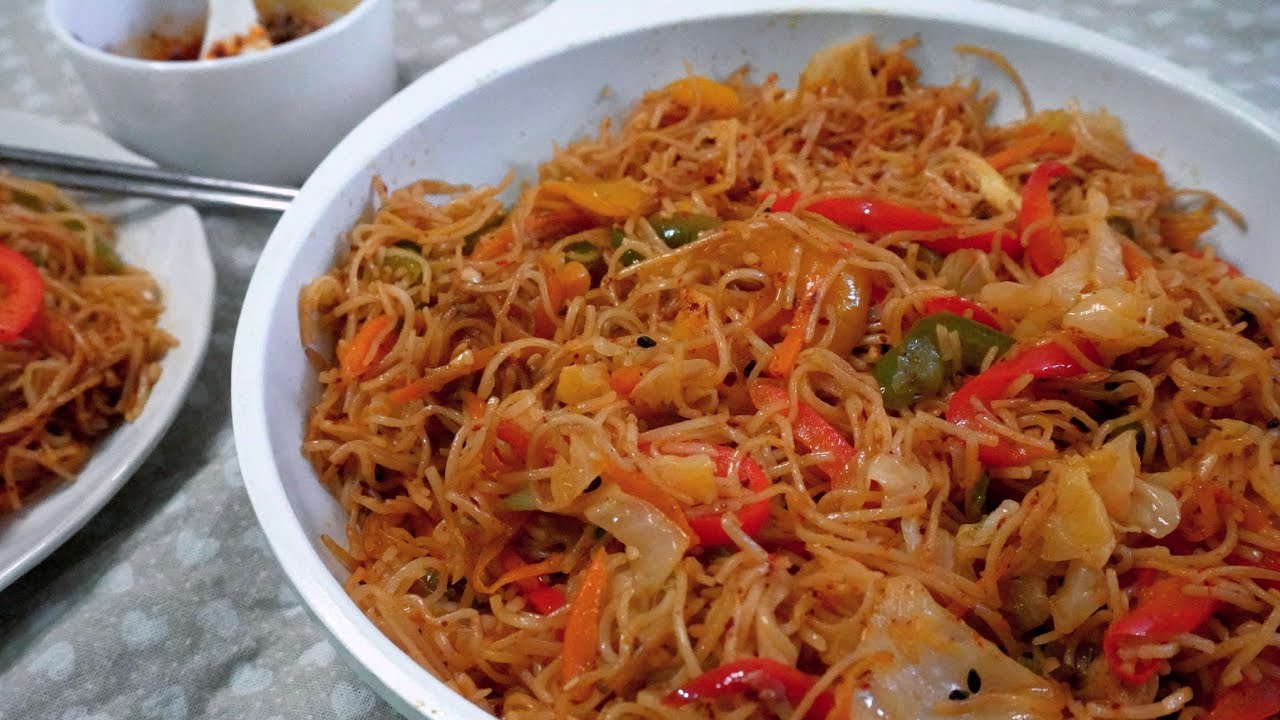 Easy and Testy Vegetable Chow Mein Recipe🍜 How to make street style ...