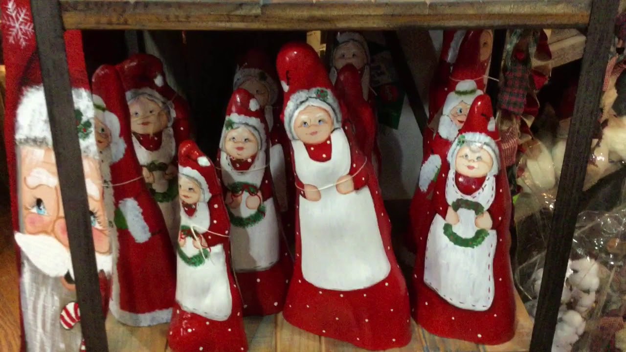 Cajun Christmas Crafts & Ornaments in Cajun Village - YouTube