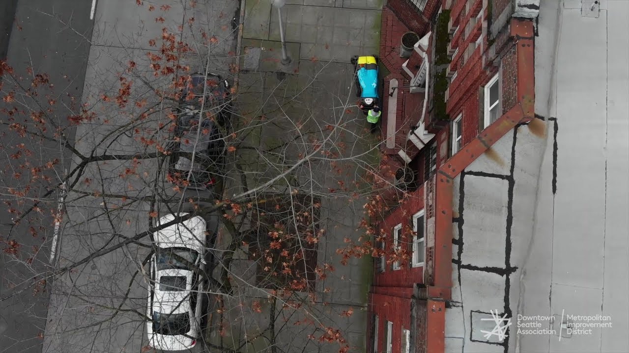 DSA/MID Ambassadors keeping downtown Seattle clean and inviting - YouTube