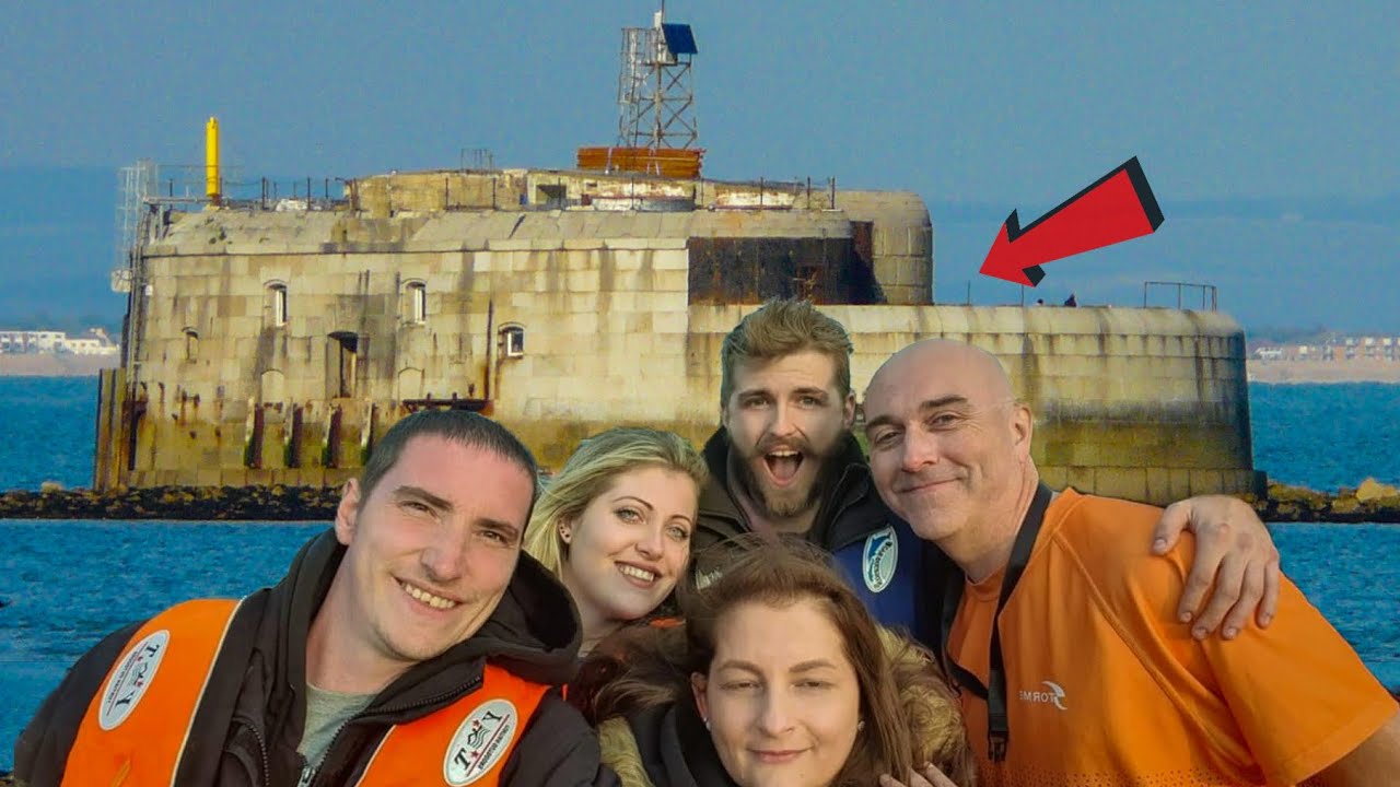 EXPLORING ABANDONED ST HELENS SOLENT SEA FORT| THIS PLACE WAS A ...