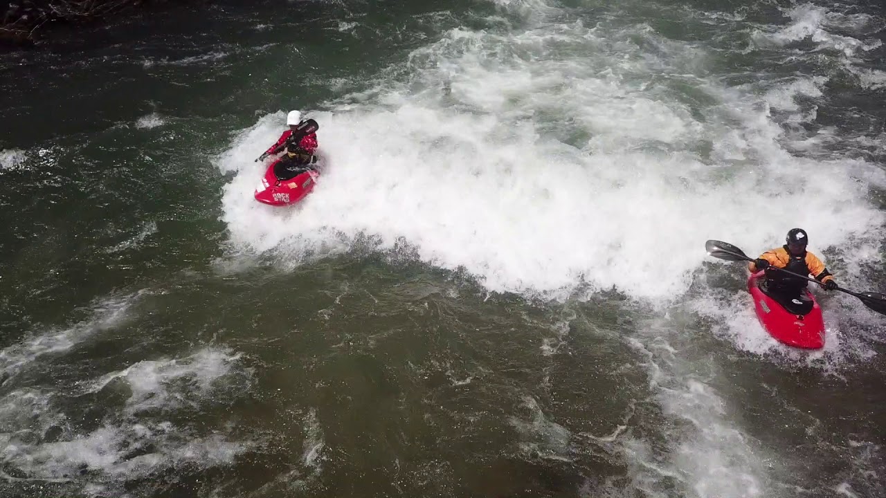 FREESTYLE KAYAK＠S WAVE - YouTube