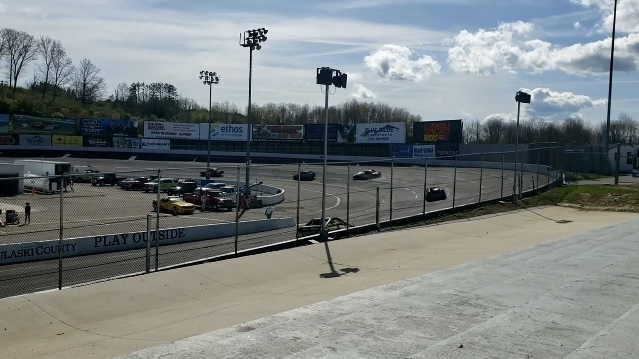 U car crash Motor Mile Speedway Radford, Va - YouTube