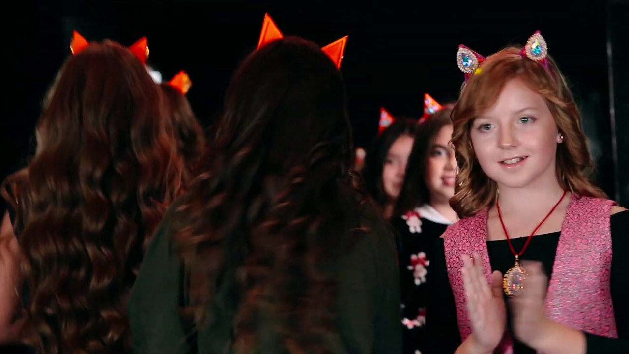 KATRIN FOX COLLECTION Foxes Time Vinnytsia Fashion Week Kids - YouTube