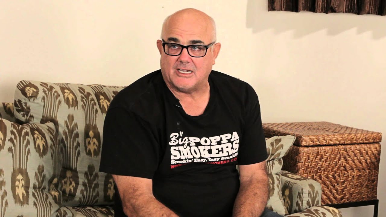 Big Poppa Smokers presents the Jambo Junior - YouTube