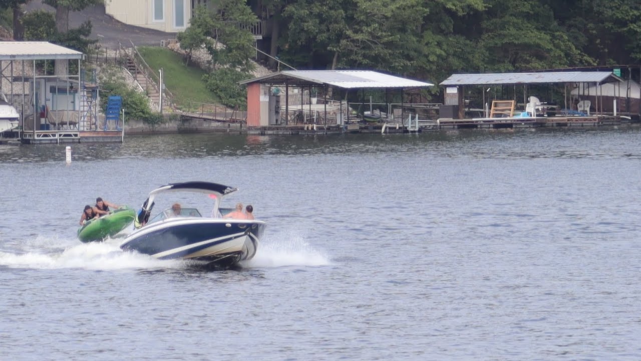 Lake of the Ozarks Boating & Tubing #shortvideo - YouTube
