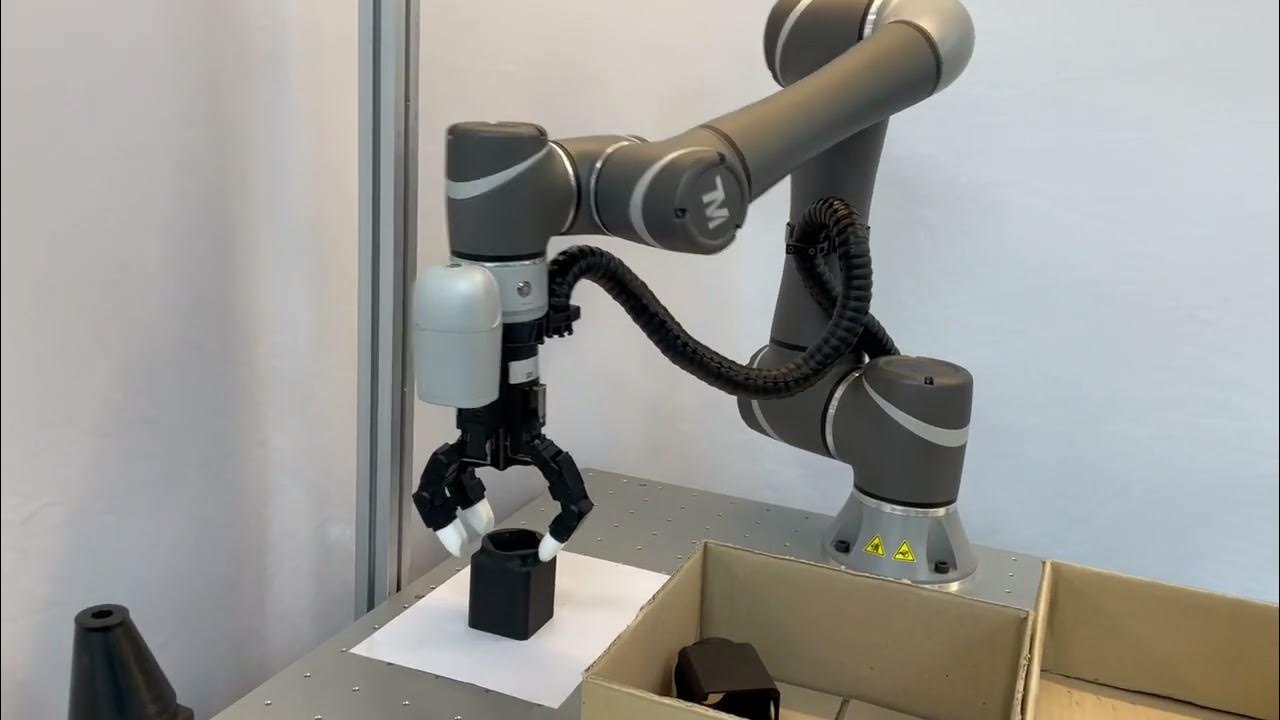 Robotic Assembly with 3-Finger Gripper: Mind-Blowing Automation! - YouTube
