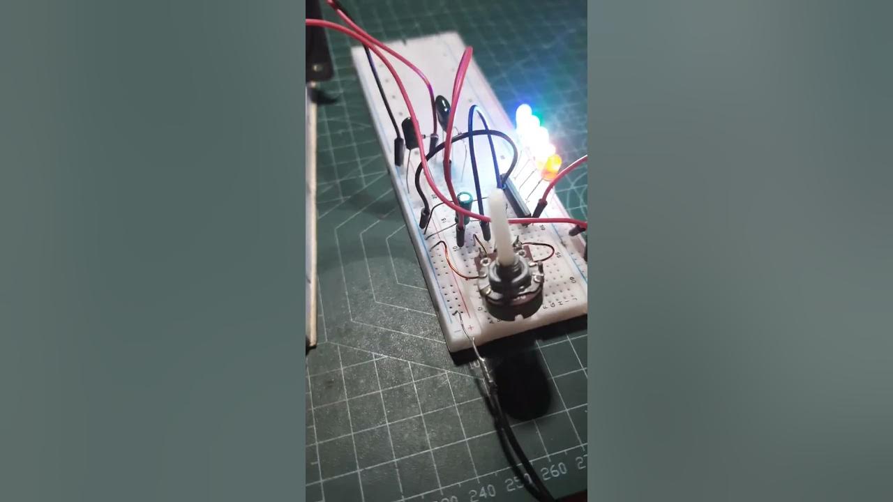 5 LED Audio Level Indicator Using CD1403 IC Demo 2 - YouTube