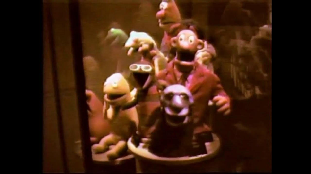 Sam and Friends at The Art of the Muppets Exhibition - YouTube