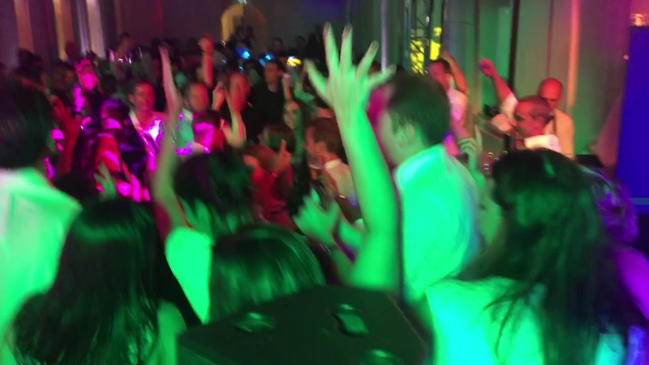 DJ "Peter Smit" boeken | Swinging - YouTube