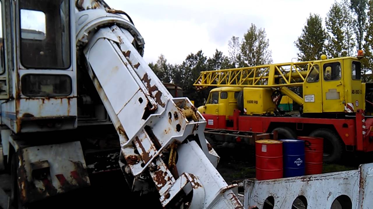 Gradall G1000 8x4 Walking around 2 - YouTube