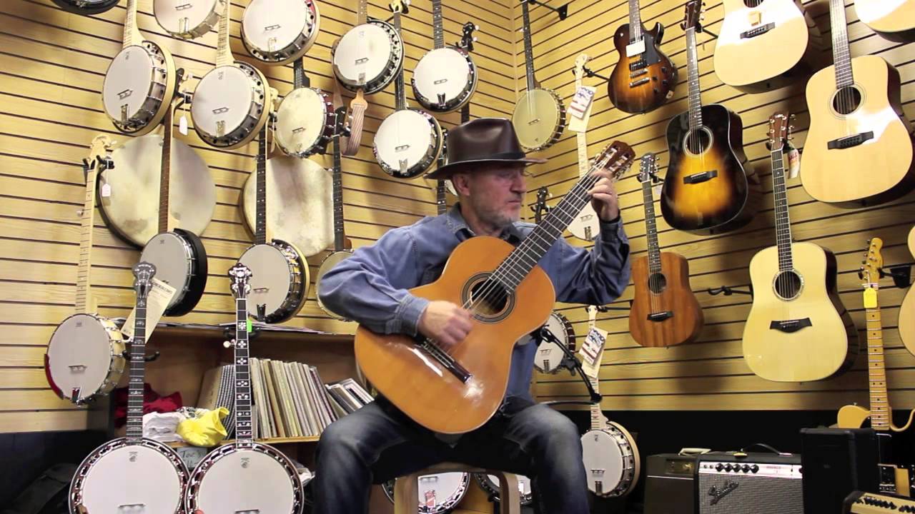 Michael Lucarelli - Foggy Mountain Breakdown (classical guitar) - YouTube