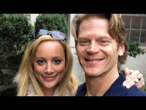 'The Bachelor' Alum Erica Rose Is Pregnant! - YouTube