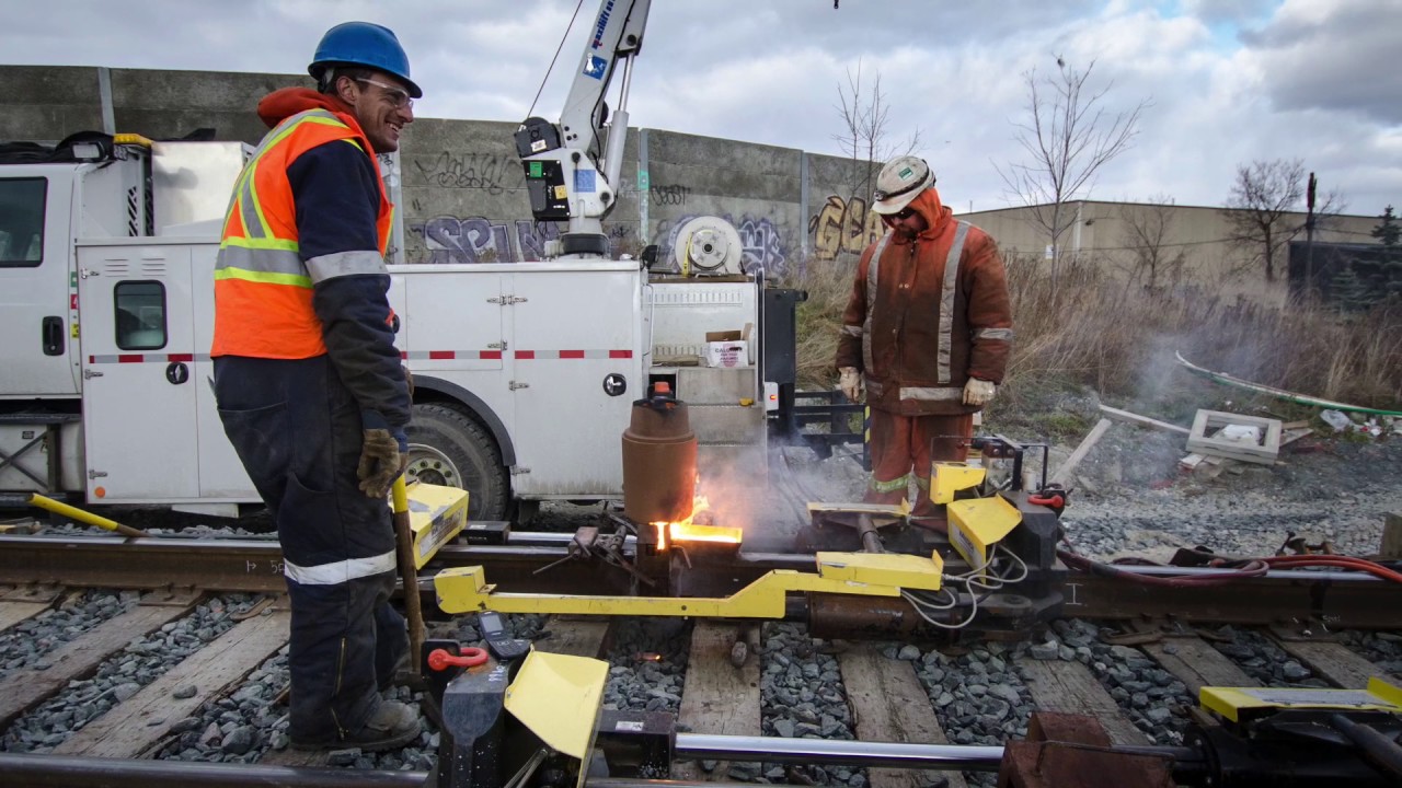 GO Transit Maintenance, a RailWorks Today EXTRA - YouTube