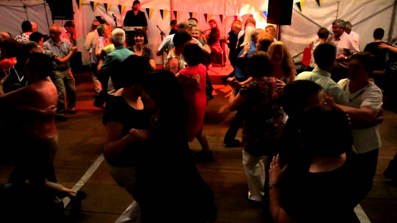 Neily O'Connor's Moycullen Set - YouTube