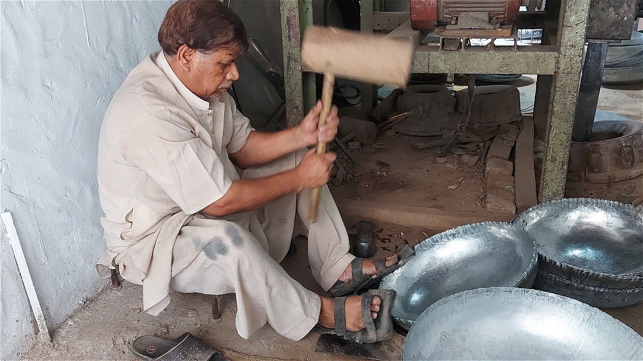 How to make an Iron Pan/Karahi with free forging process | Amazing hard ...
