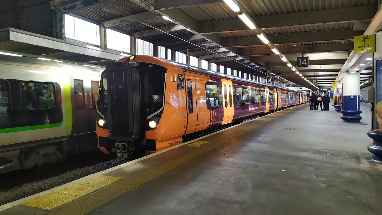 WMR class 730 "Aventra" on test at London Euston - YouTube