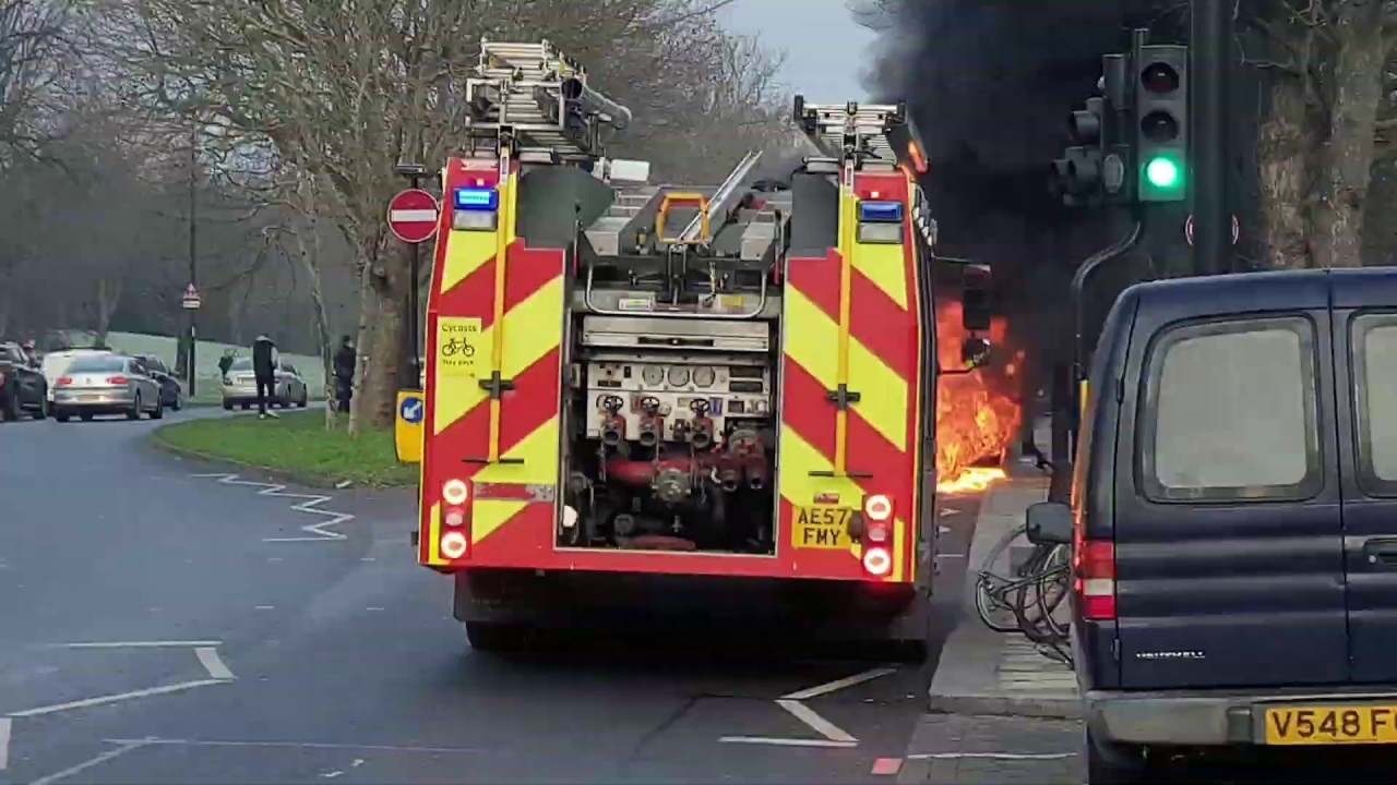 Car on fire in london - YouTube