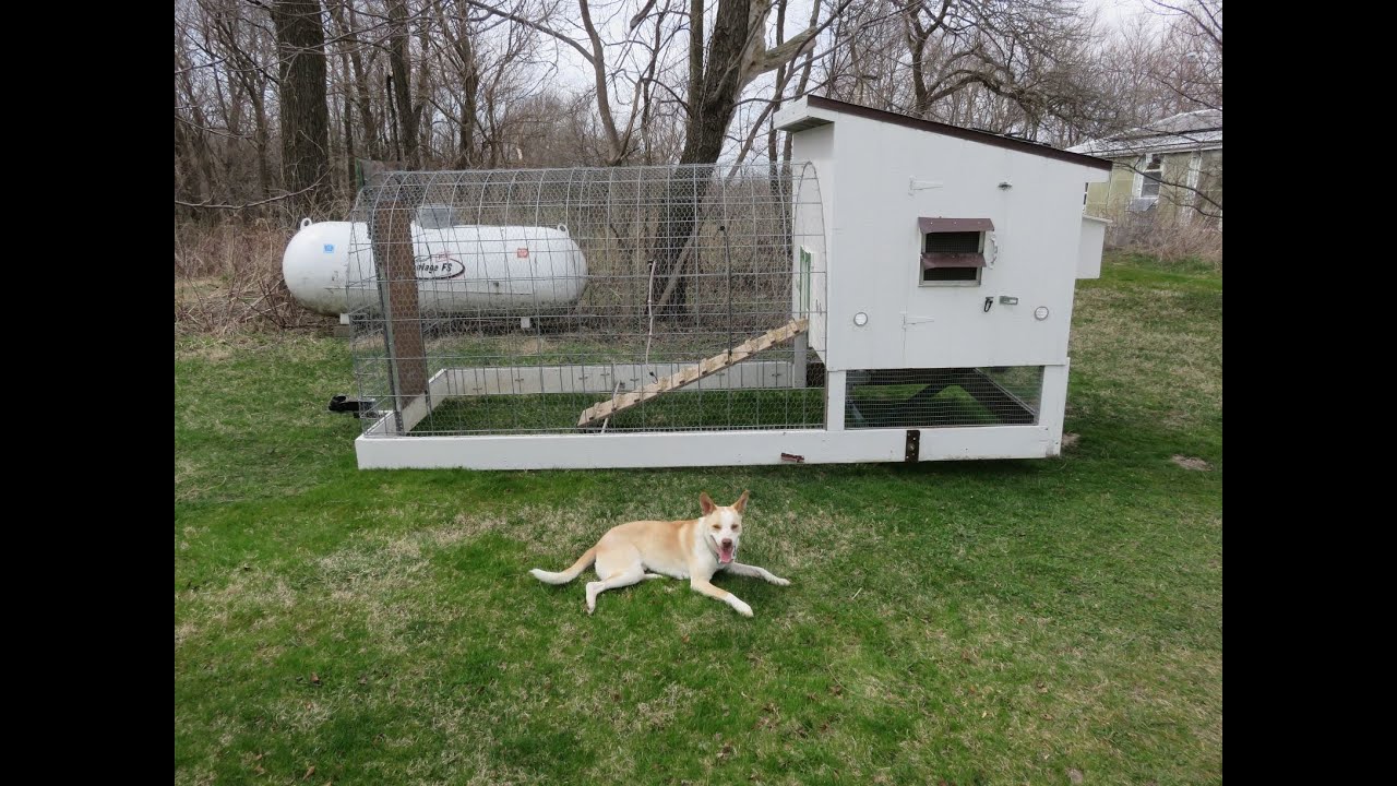 Chicken Tractor Power Wheel Lift - YouTube