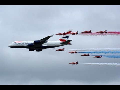 RIAT 2013 RED ARROWS and first BA Airbus A-380 flypast at Fairford RAF ...