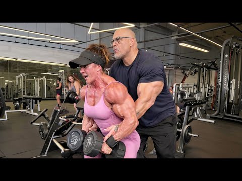 Eliza Rodrigues Heavy Training Session | Female Bodybuilder