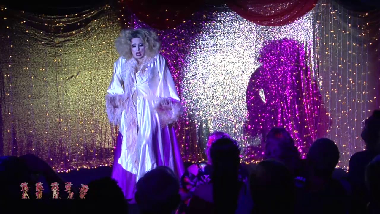 HBQ2019 Vanity Halston - YouTube