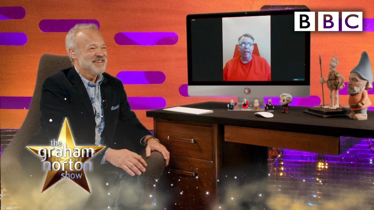 Is THIS bank robbery cock up the best red chair story EVER? @The Graham ...