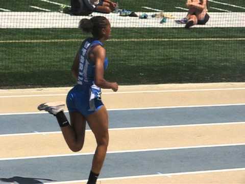 Alexis Jones 400m Dash McEachern Invitational - YouTube