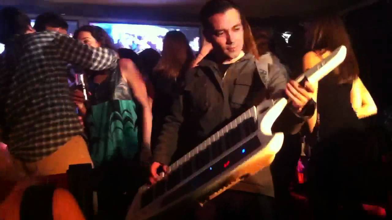 Dj Tango @ sala Liberata Madrid 14ene2012 - YouTube