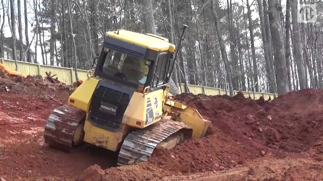 TEC - Double P Grading - Komatsu D51PX Dozer - YouTube