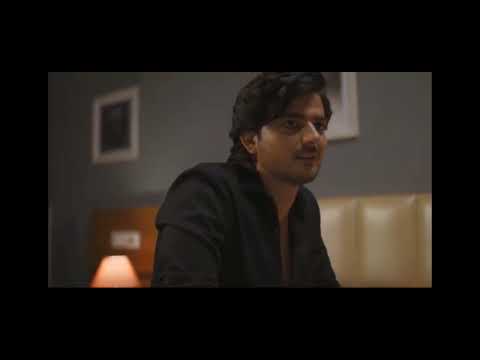 Ayesha Kapoor hot kiss on bed || Ayesha Kapoor kissing