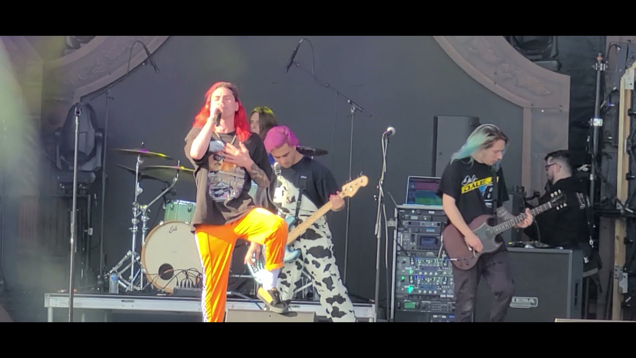 AVOID "Hostage At A Beach House Party" 2021 Rockville - YouTube