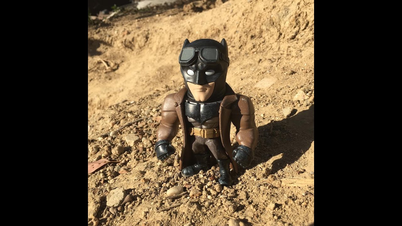 Jada Toys Metal Die cast Batman V Superman: Desert Batman - YouTube