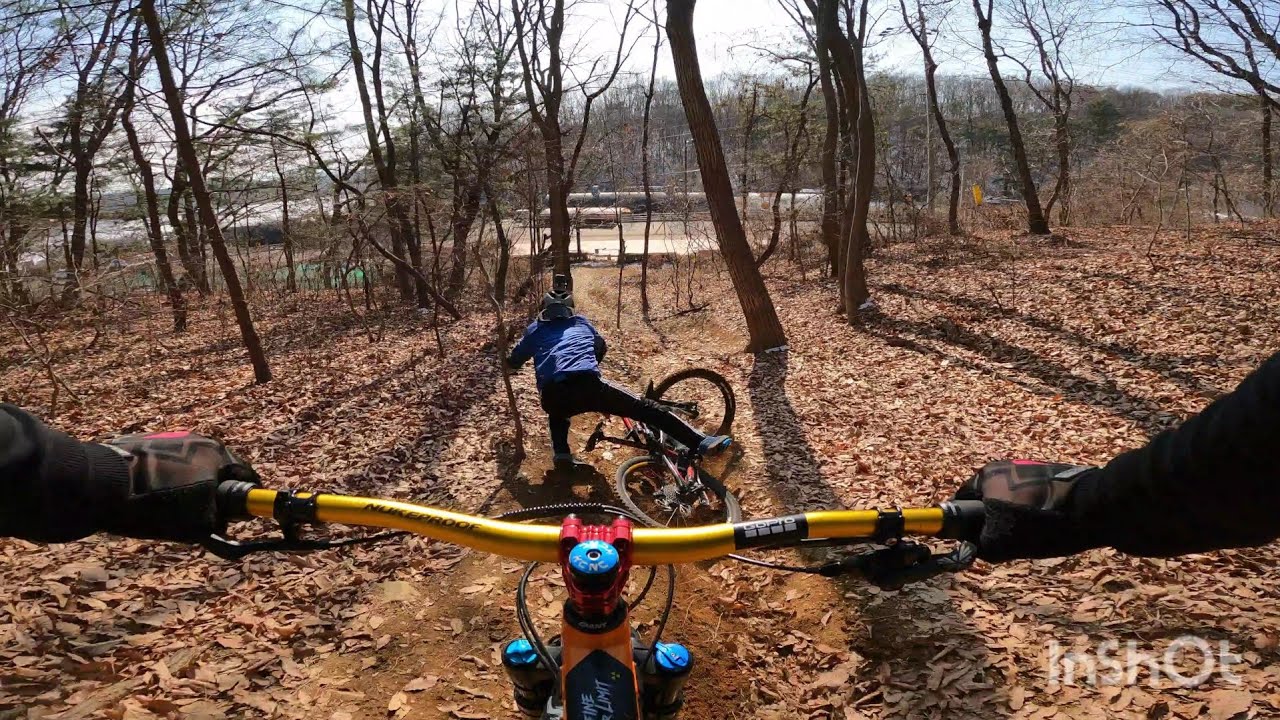 Riding with Pinoy Riders 🇵🇭 @vicsmixadventure and Got 한국어 lesson from ...