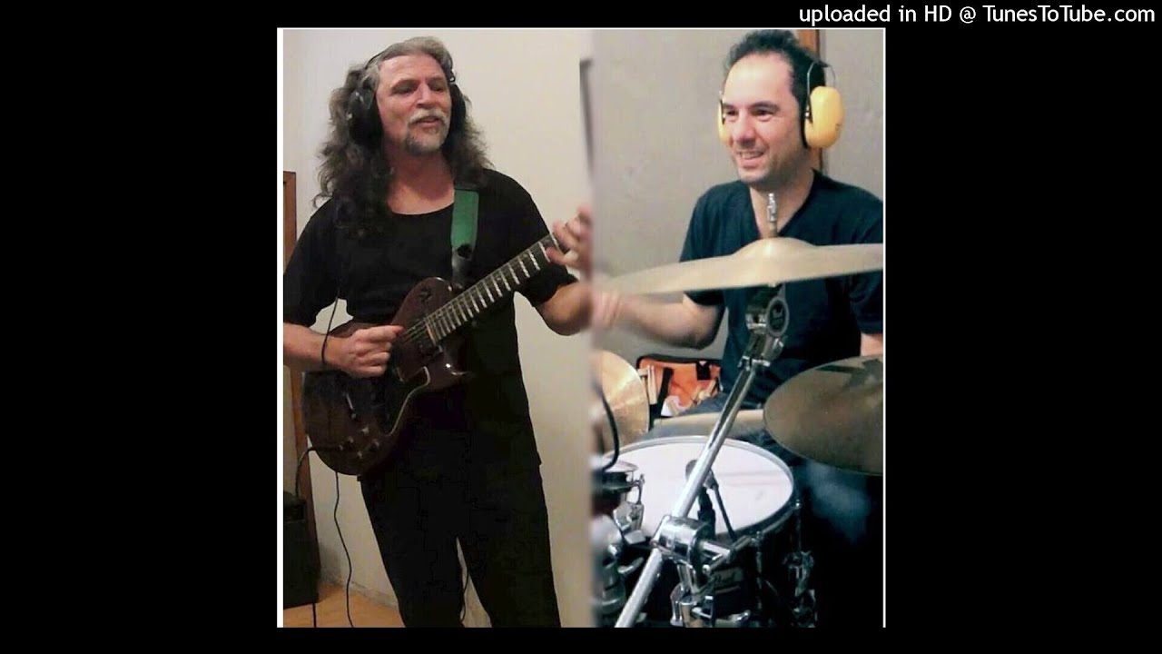 Trio de Dois - So What (by Miles Davis) - YouTube