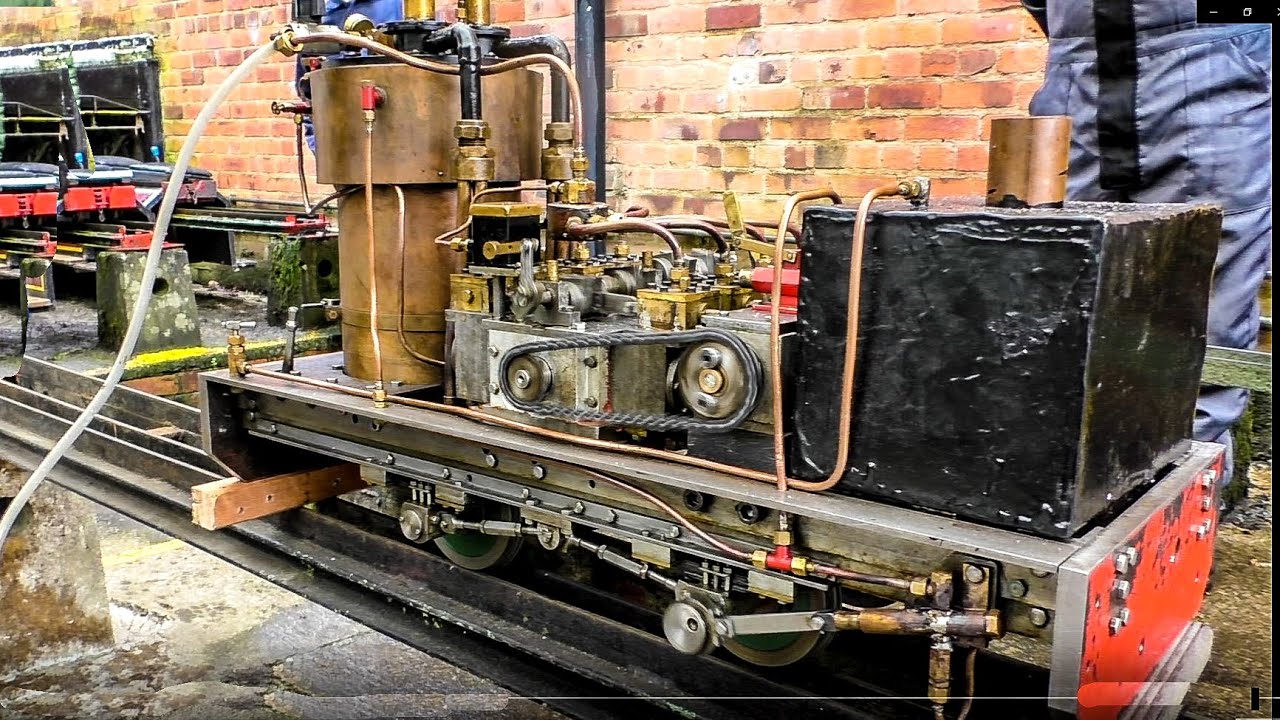 Freelance 5 inch Gauge Locomotive with experimental 8 cylinder uniflow ...