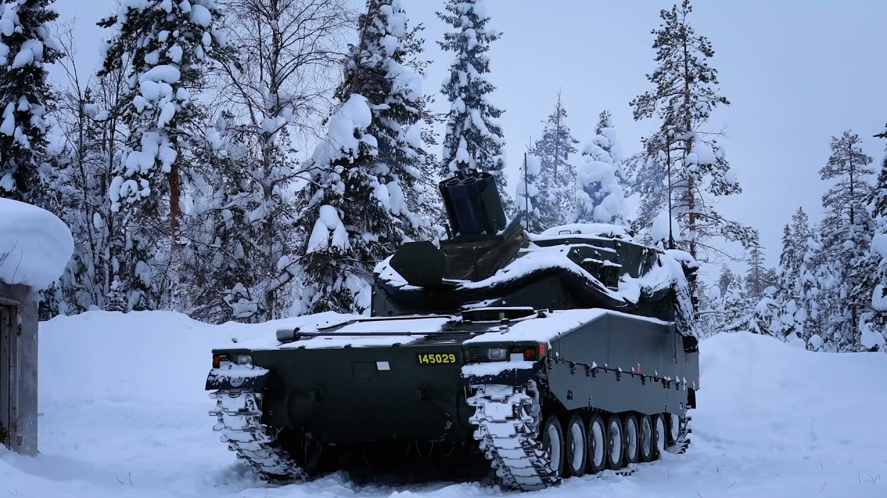 Самохідний міномет Швеції Mjölner на шасі CV90 - YouTube
