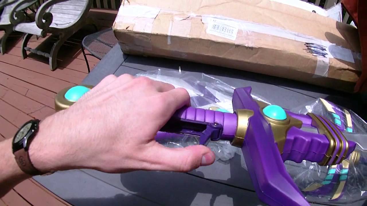 Review: Prime Swords, a new foam sword company - YouTube