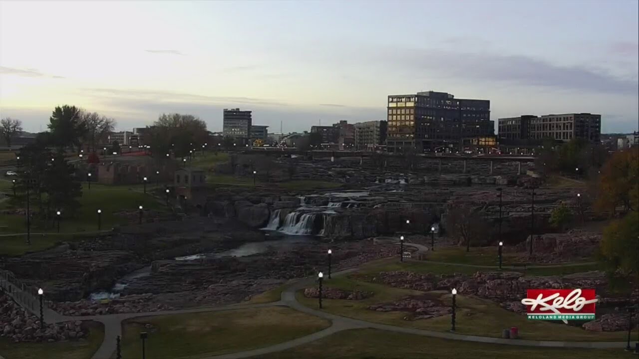 KELOLAND On the Go 11/8 - YouTube